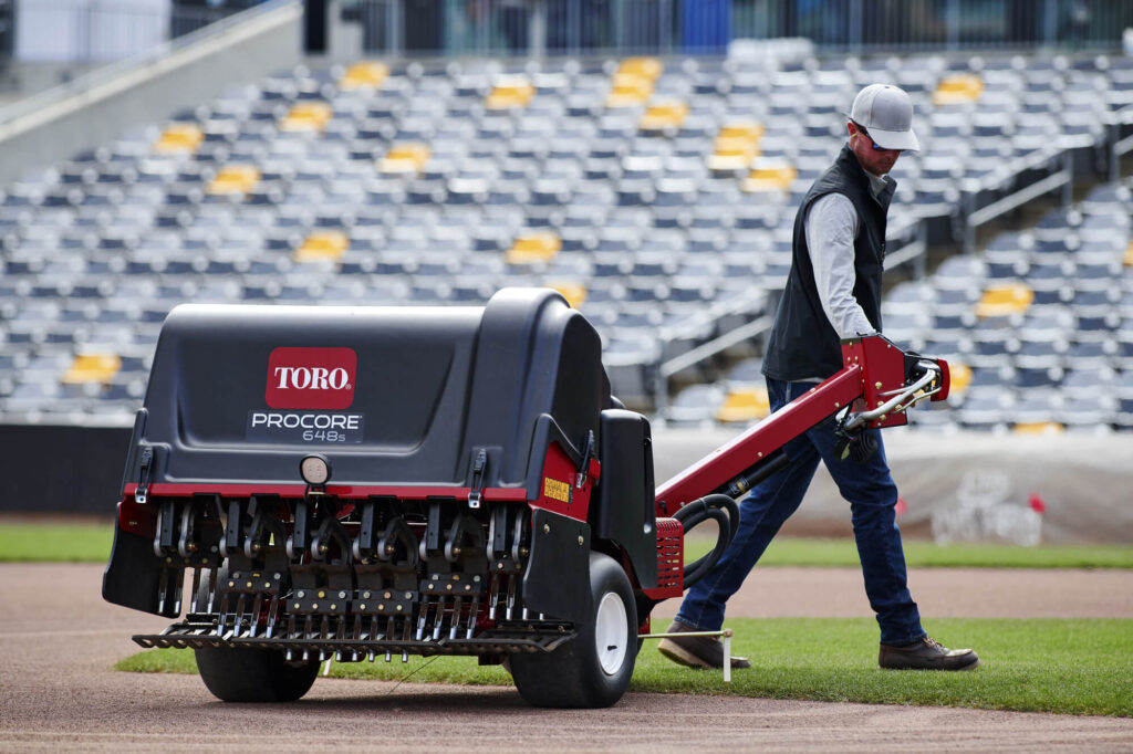 Toro ProCore 648s | Reesink Turfcare