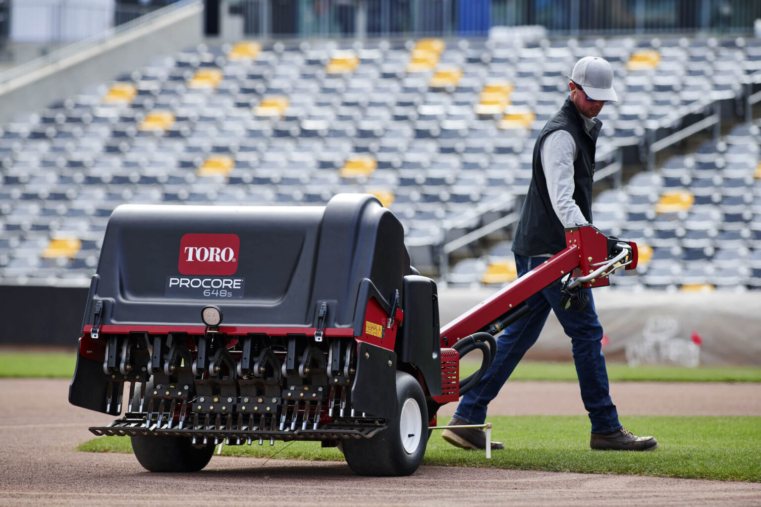 Toro ProCore 648s | Reesink Turfcare