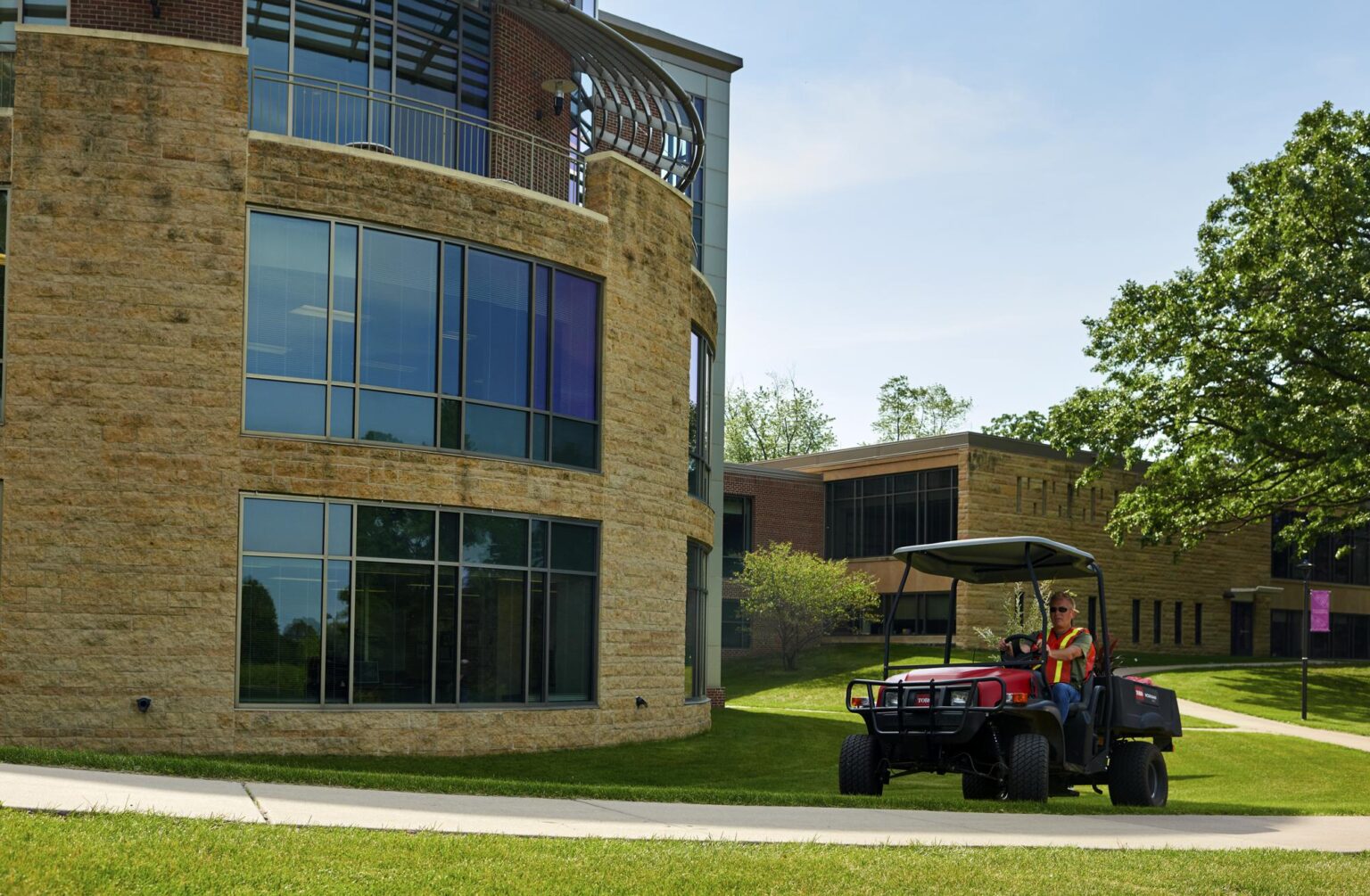 Toro Workman MDX Lithium | Reesink Turfcare