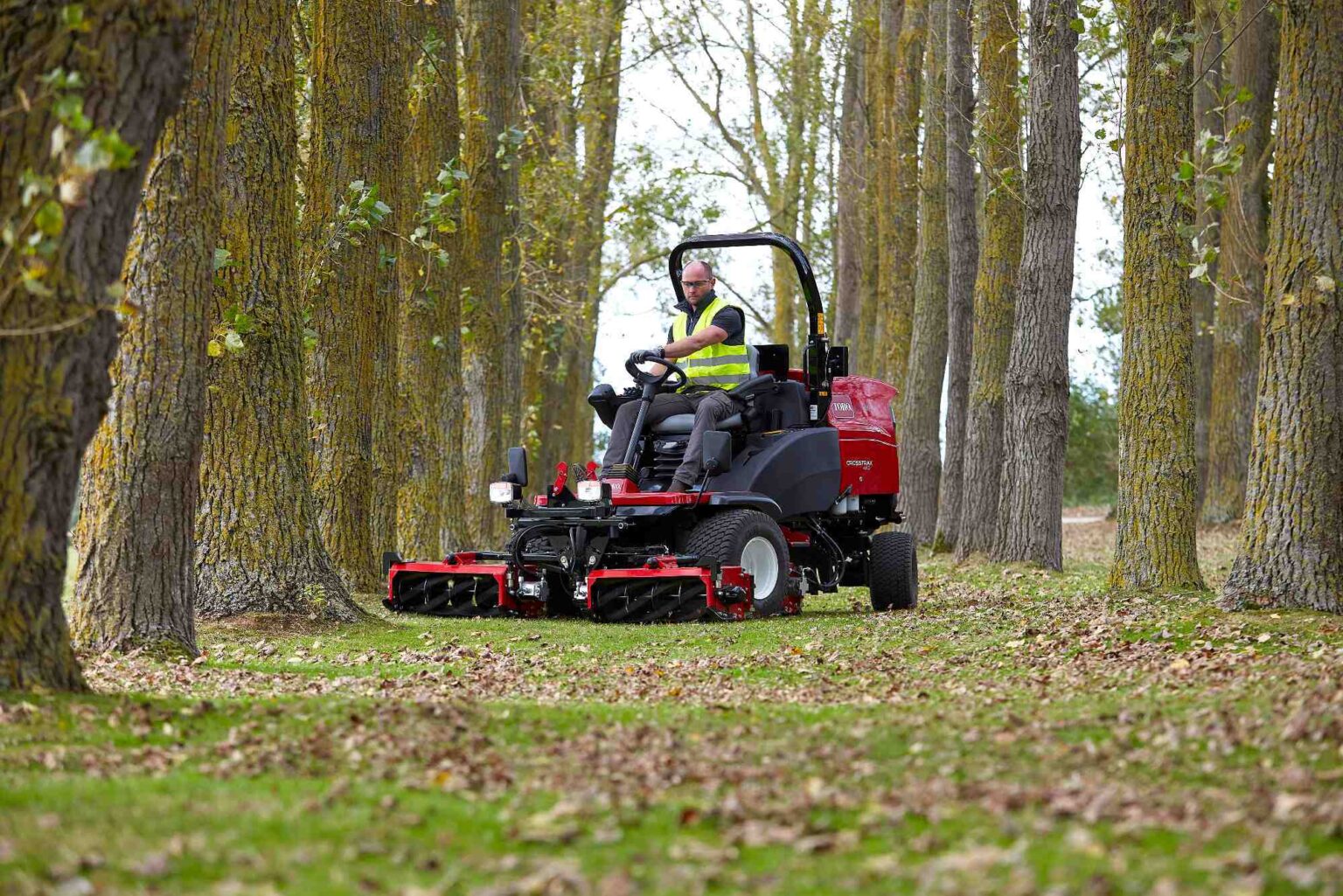 Toro LT2240 Cylinder Mower | Reesink Turfcare
