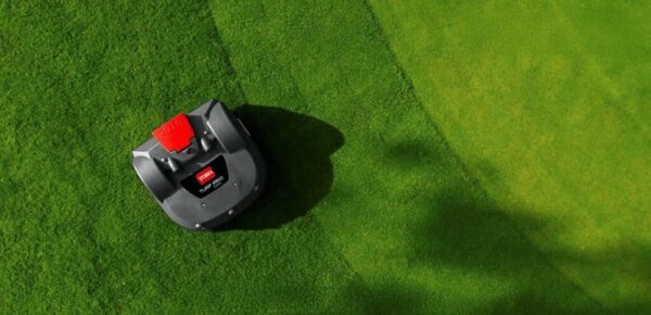 Understanding the technology behind Toro's autonomous mowers | Reesink ...